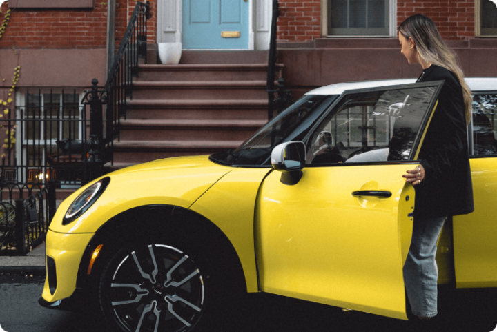 MINI Lease Programs | Explore Flexible Leasing Options