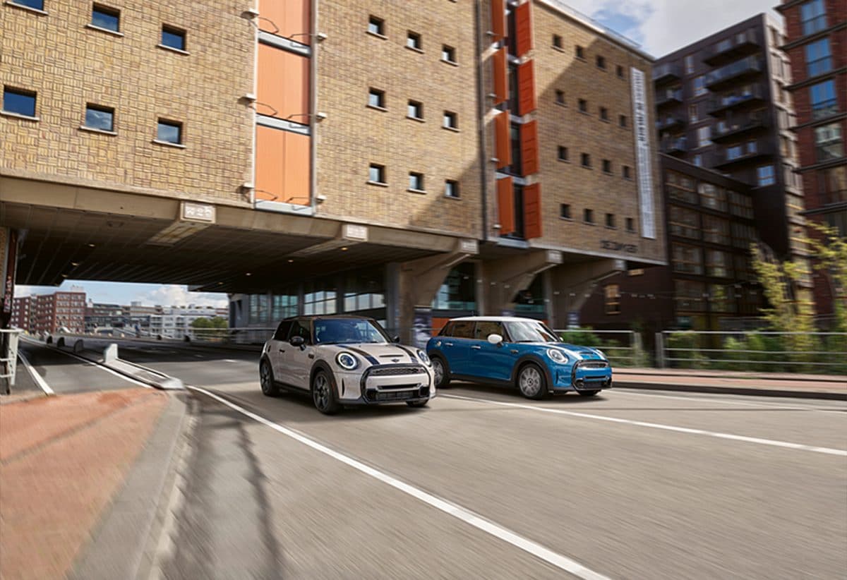 MINI Brochures – Latest Models &Custom Catalogs | MINI USA