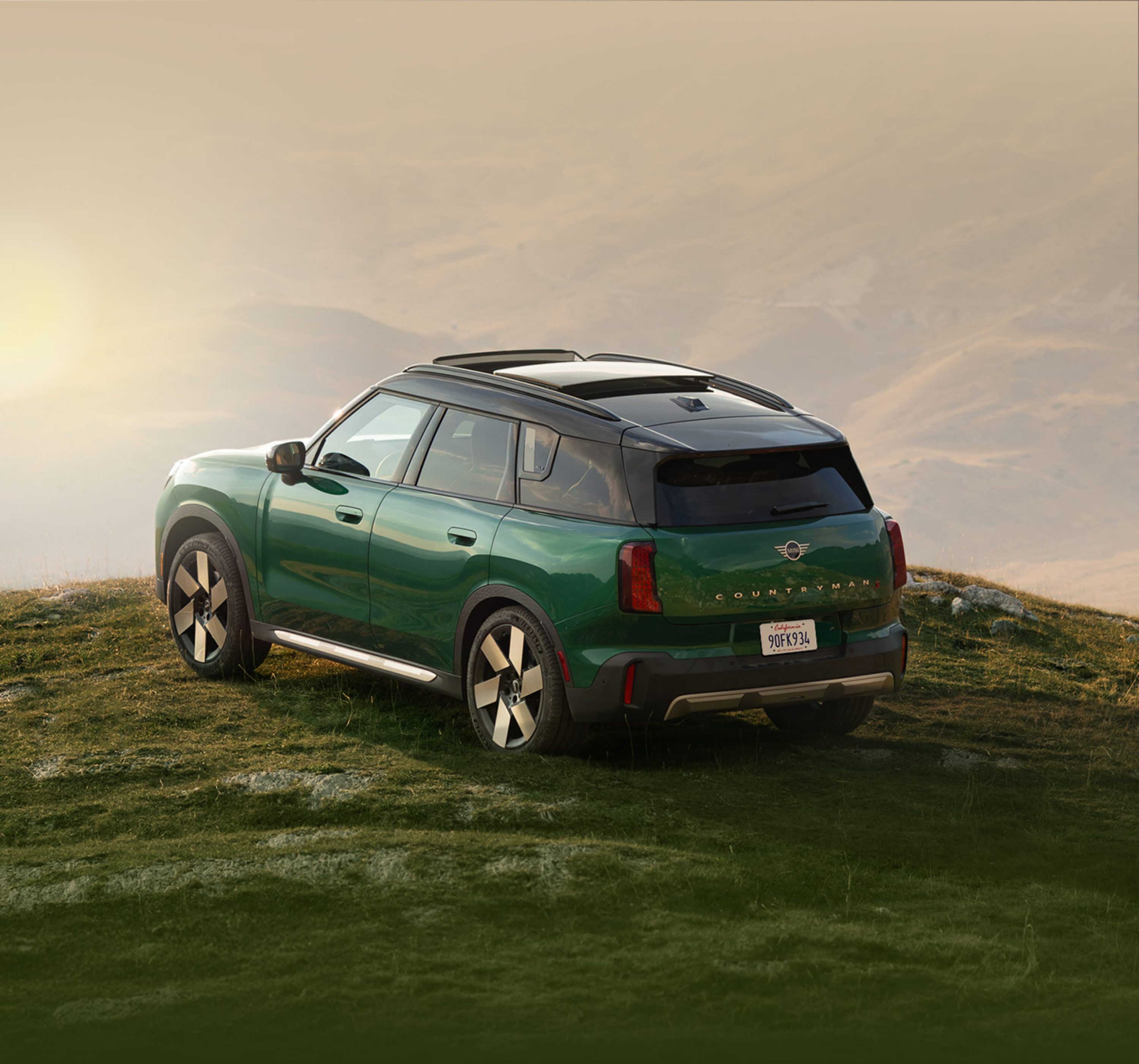 Interior & Exterior Design Photos | 2026 MINI Countryman S ALL4