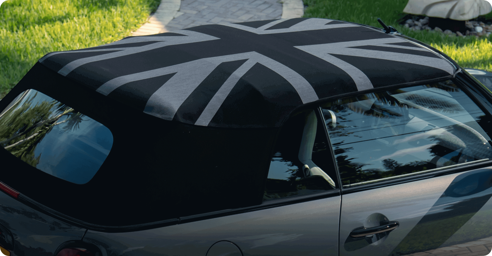 Interior & Exterior Design Photos | 2025 MINI Cooper Convertible