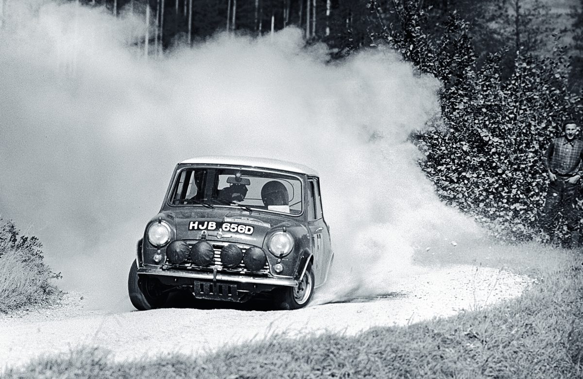 MINI Motorsports – Racing & MINI Driving School | MINI USA